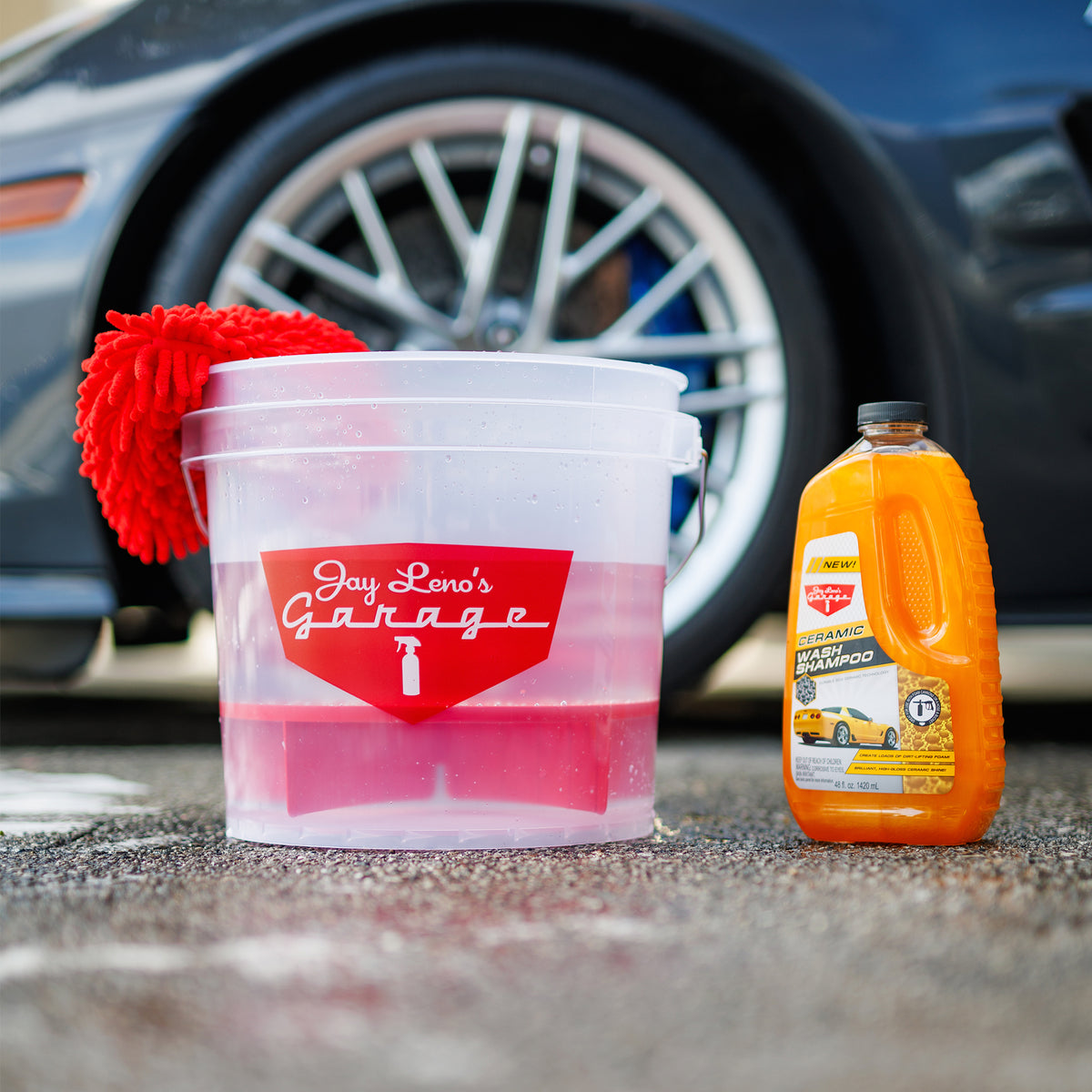 Jay's 3.5 Gallon Ceramic Wash Bucket Kit | Jay Leno's Garage